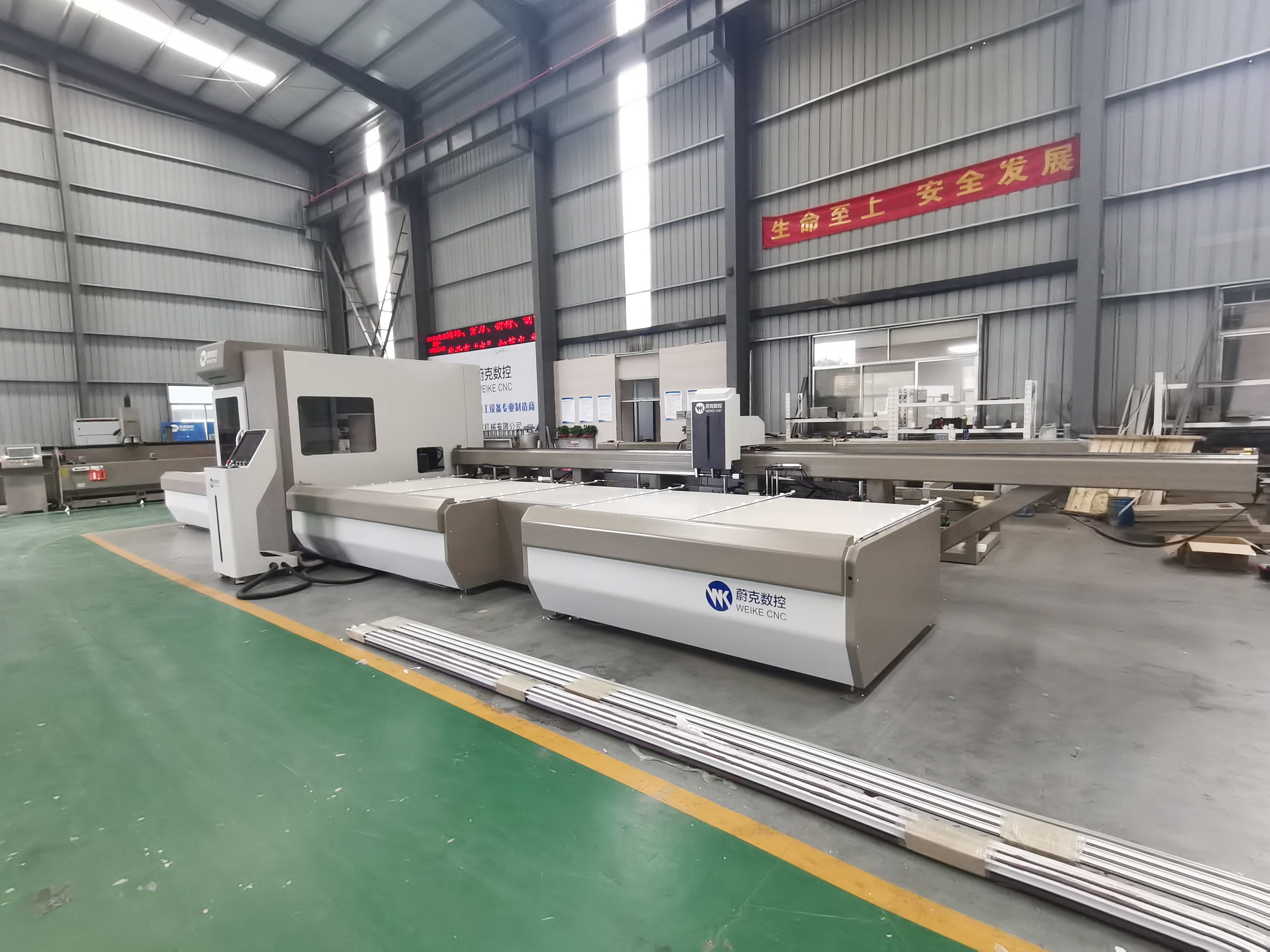 Industrial Aluminum Profile Machining Center CNC