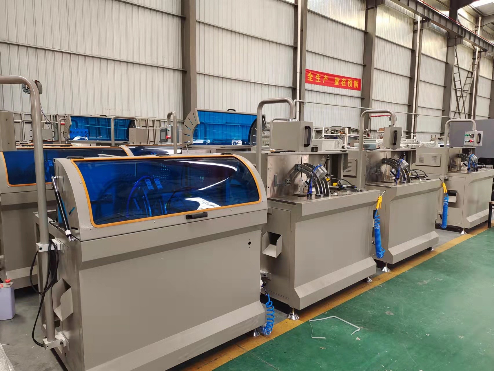 Automatic Corner Combining Machine Aluminium Door Machine Saw